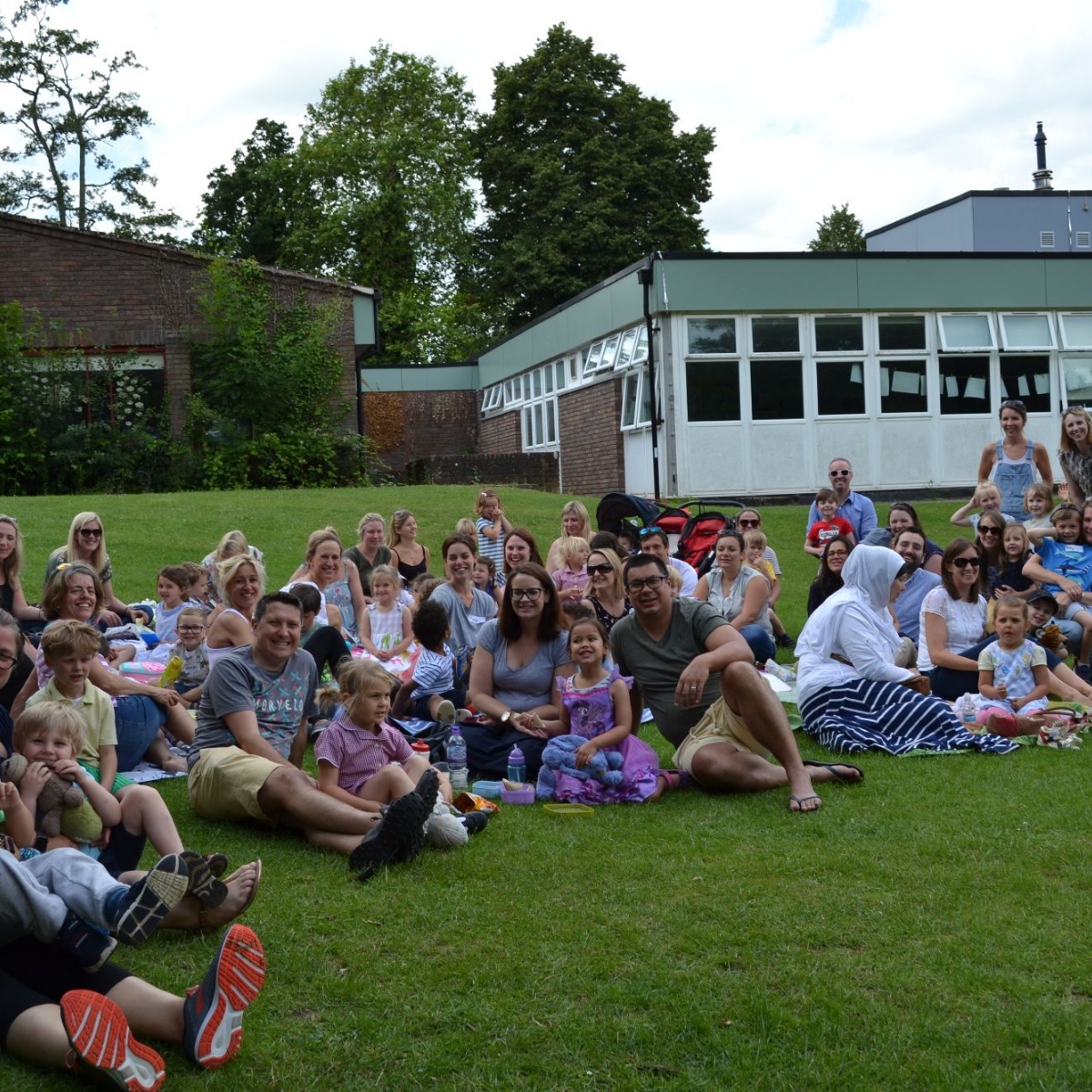 Claygate Primary School - Teddy Bear Picnic for New Reception Students