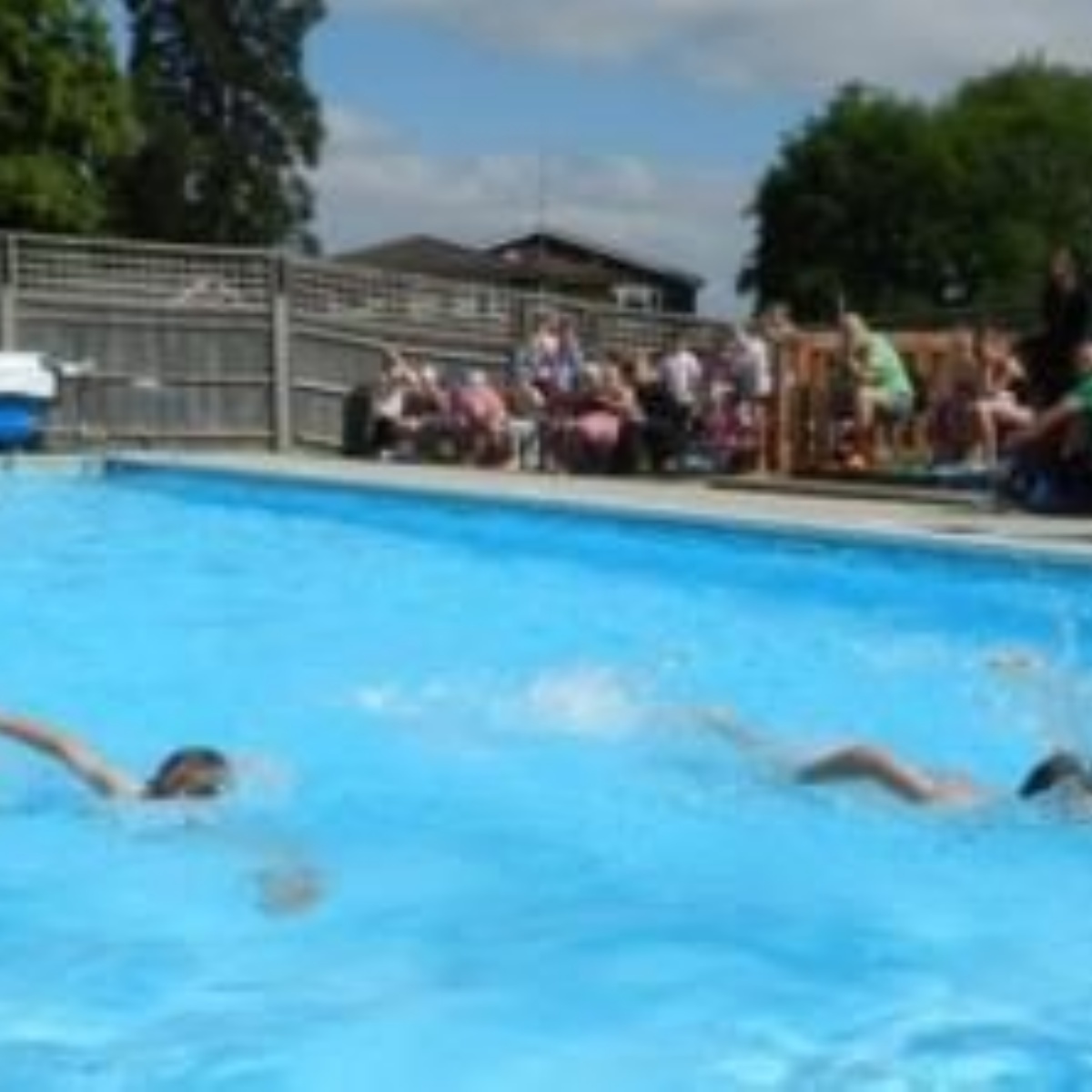 Claygate Primary School - CLAYGATE PRIMARY SCHOOL – COMMUNITY POOL PROJECT